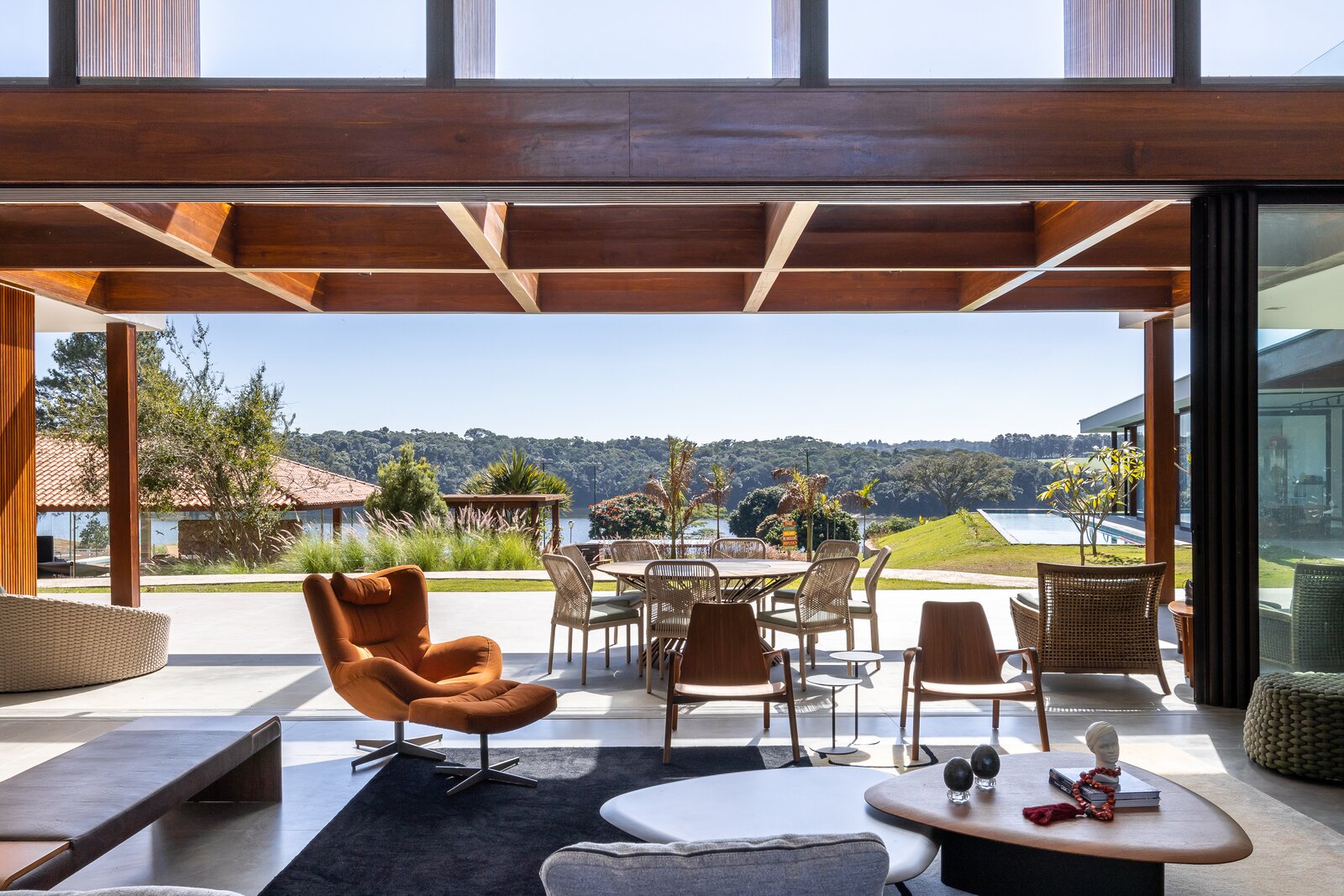 Photo 4 of 21 in Piedade House by ARKITITO Arquitetura - Dwell