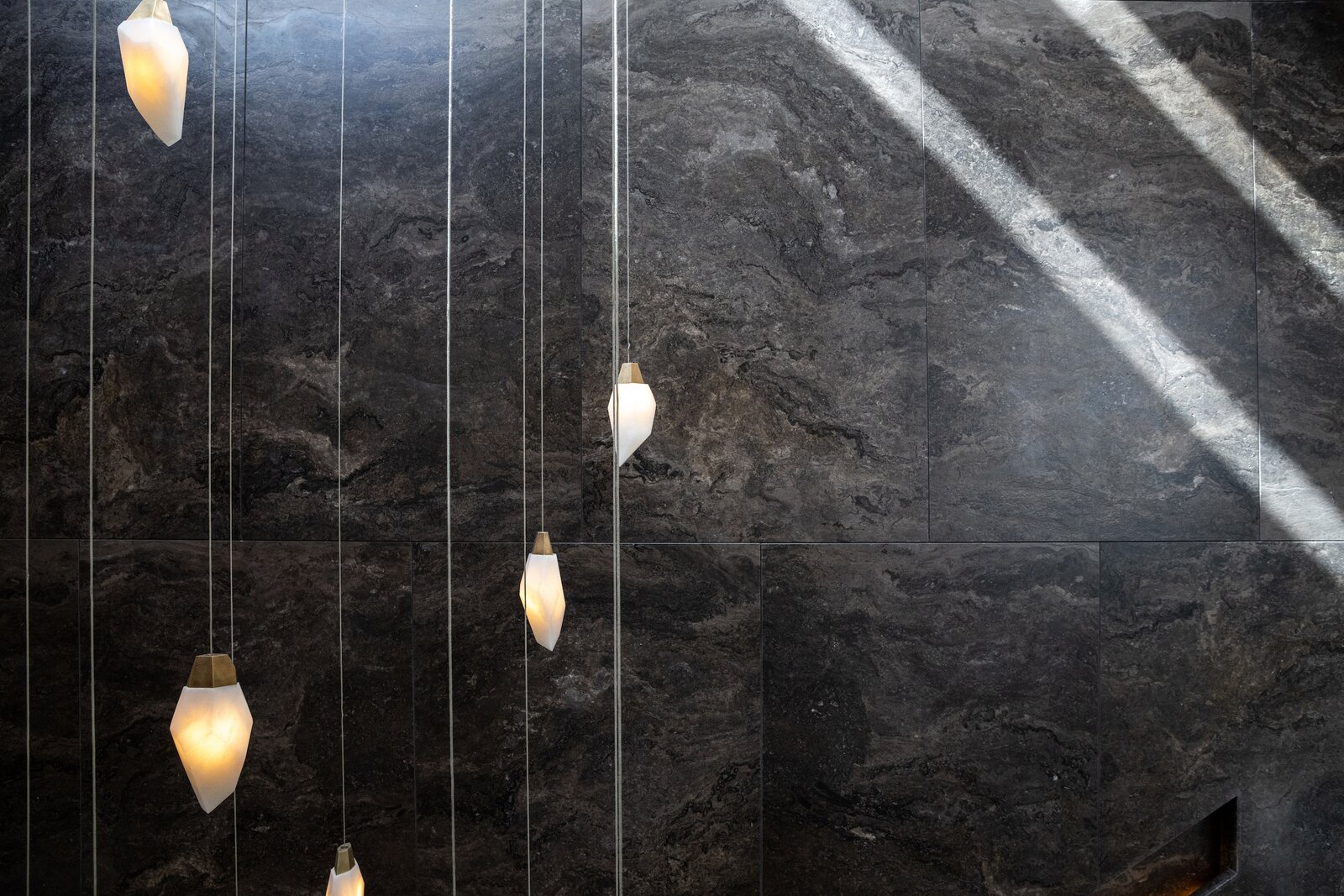 Photo 11 of 23 in The Stradelle Ridge House by Charlotte de Bruijn - Dwell