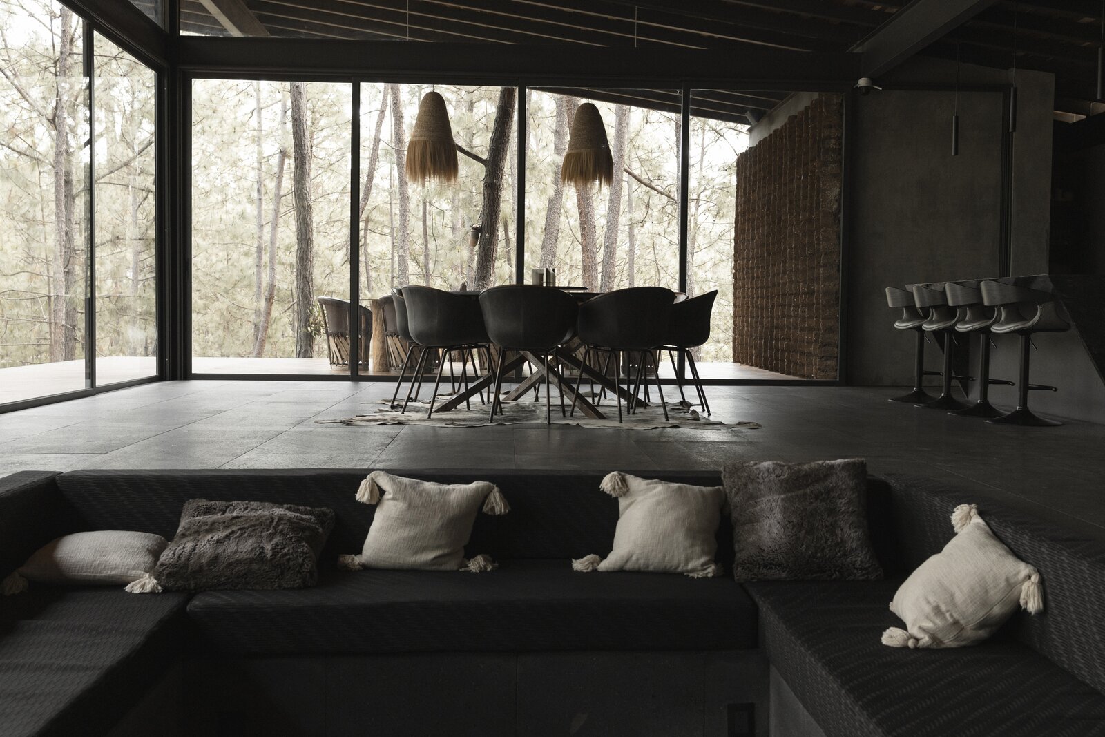 Photo 7 of 12 in Arcano House by Taller Arquitectura H - Dwell