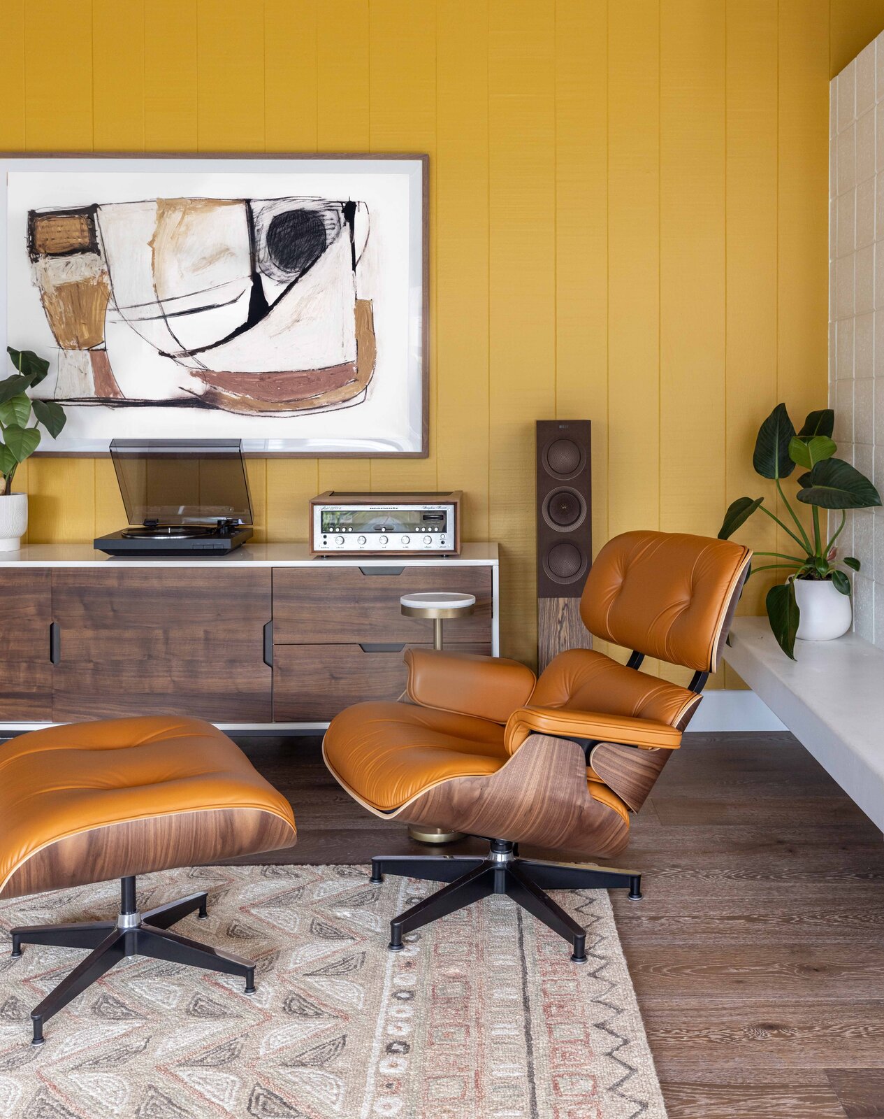 Photo 9 of 13 in Midcentury Retro Revival by Studio Connolly - Dwell