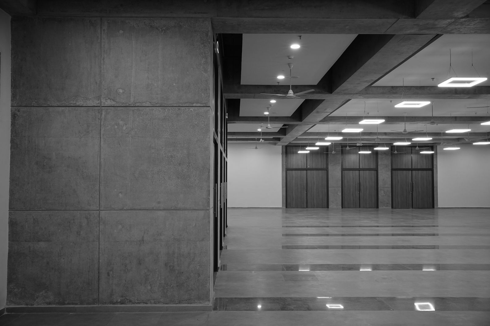 Photo 13 of 15 in Dahegam Town Hall (Auditorium) by INI Design Studio ...