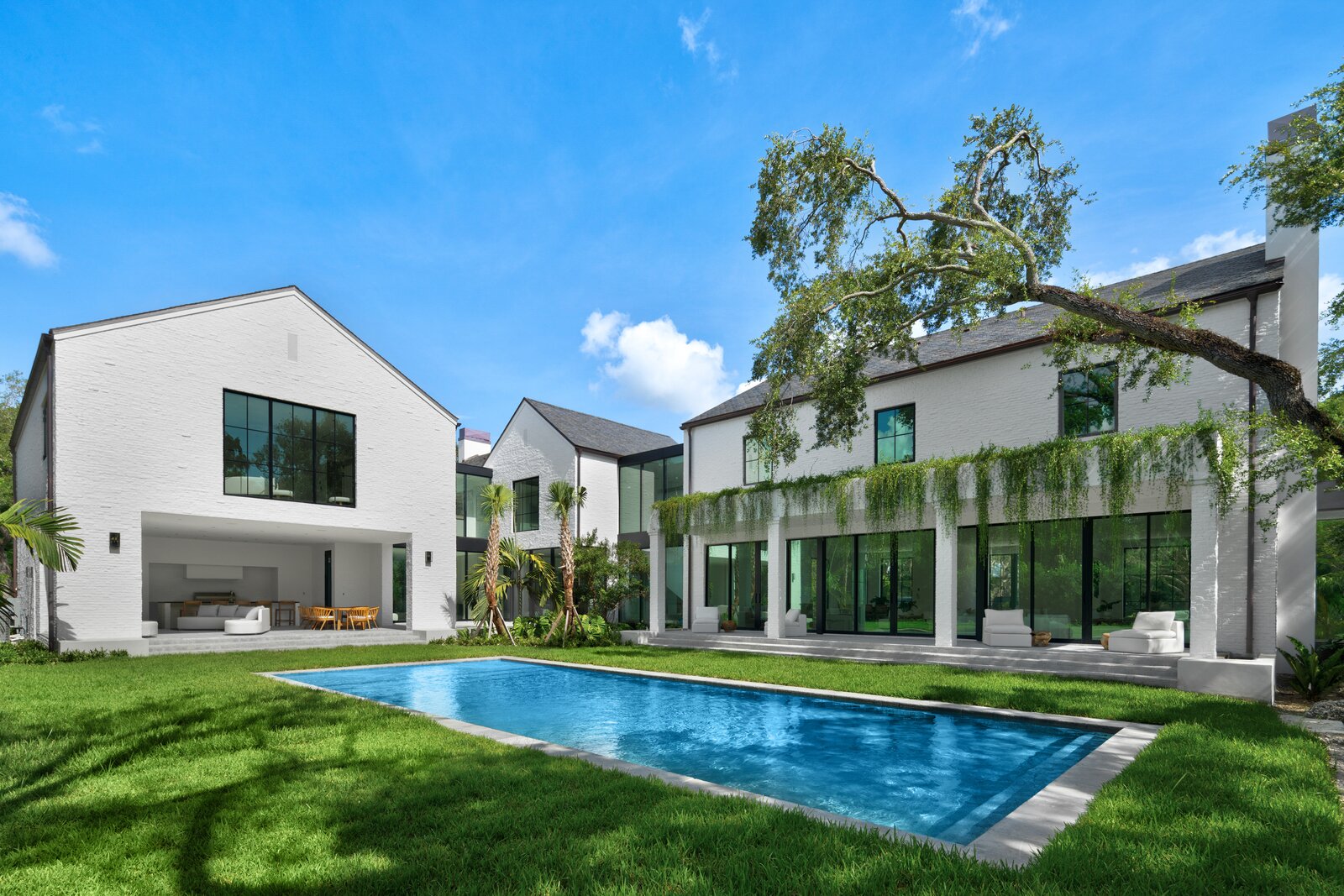 Photo 8 of 8 in 4940 Hammock Lake Dr. by Chiara Santos - Dwell