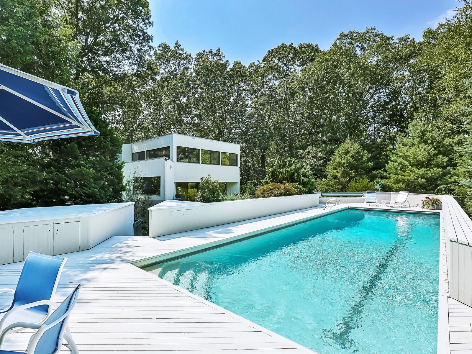 Photo 14 of 14 in In Connecticut, a ’70s Home Set High in the Treetops ...