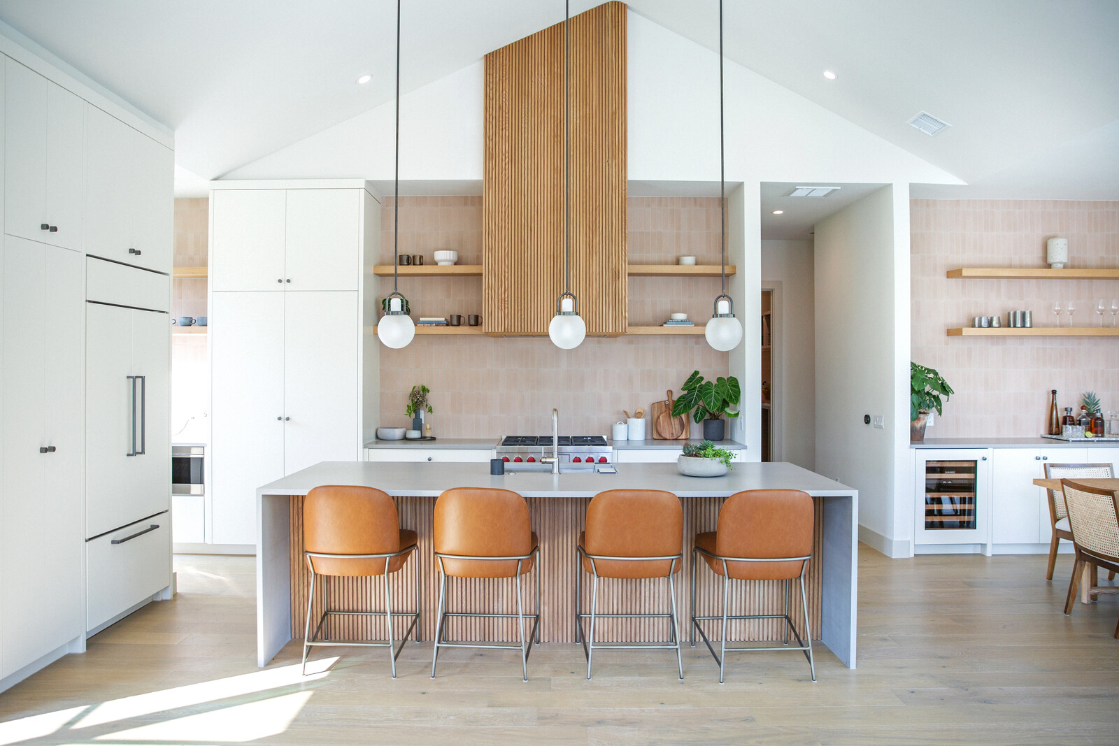 Photo 3 of 19 in Modern Living in Austin's Tarrytown by RAM Windows ...