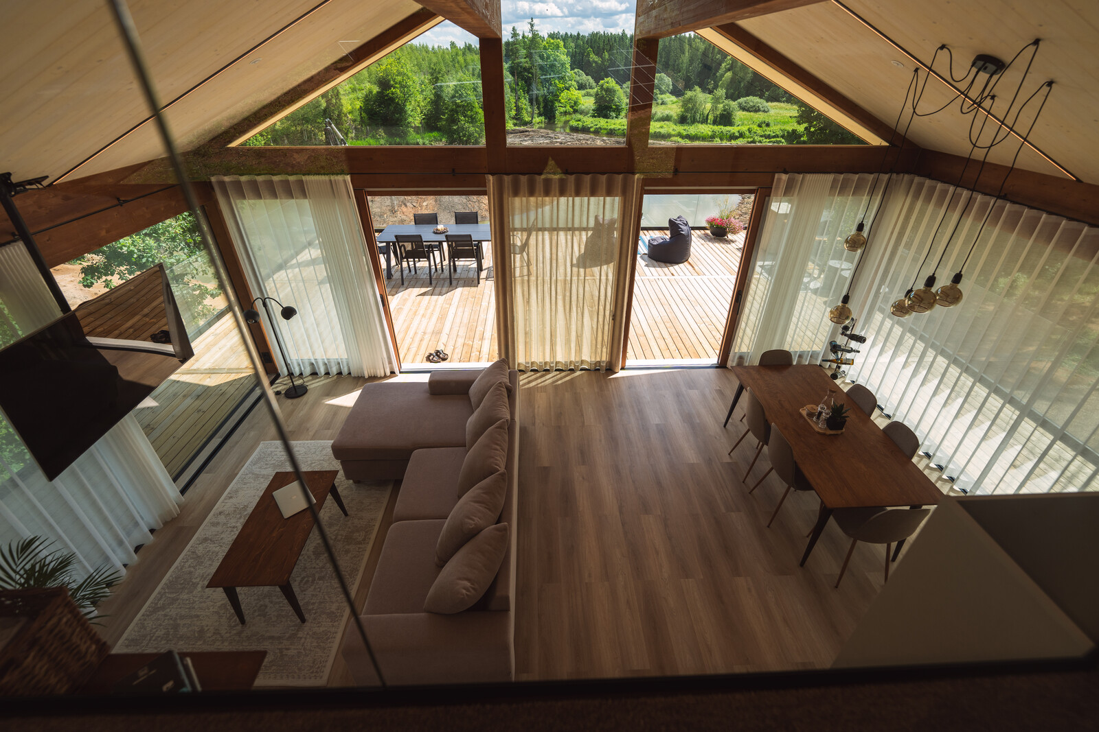 Photo 7 of 12 in The ODYL Holiday House: off-grid living turned into an ...