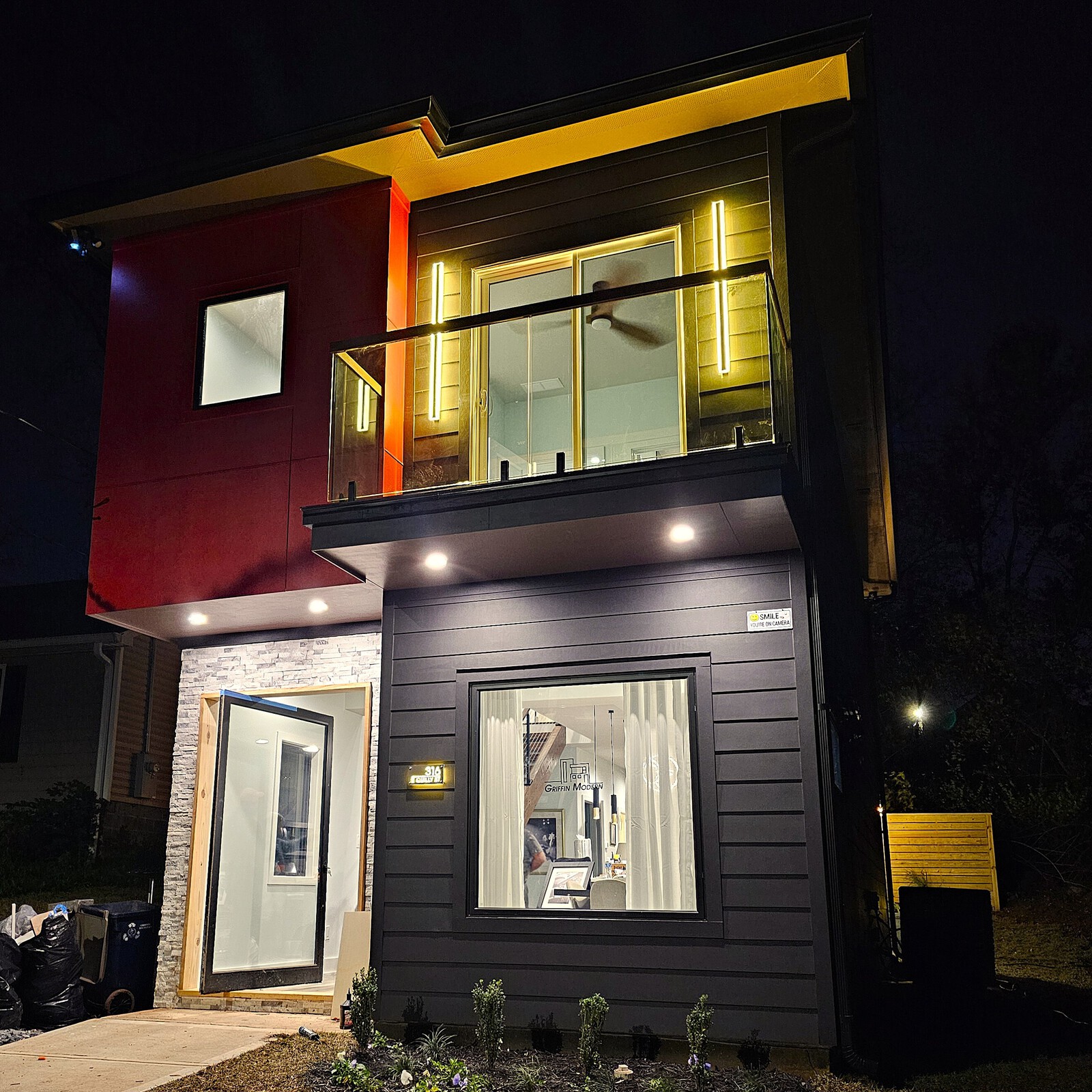 Photo 10 of 18 in Aura Small Home Plan by Rockethouse Design & Build ...