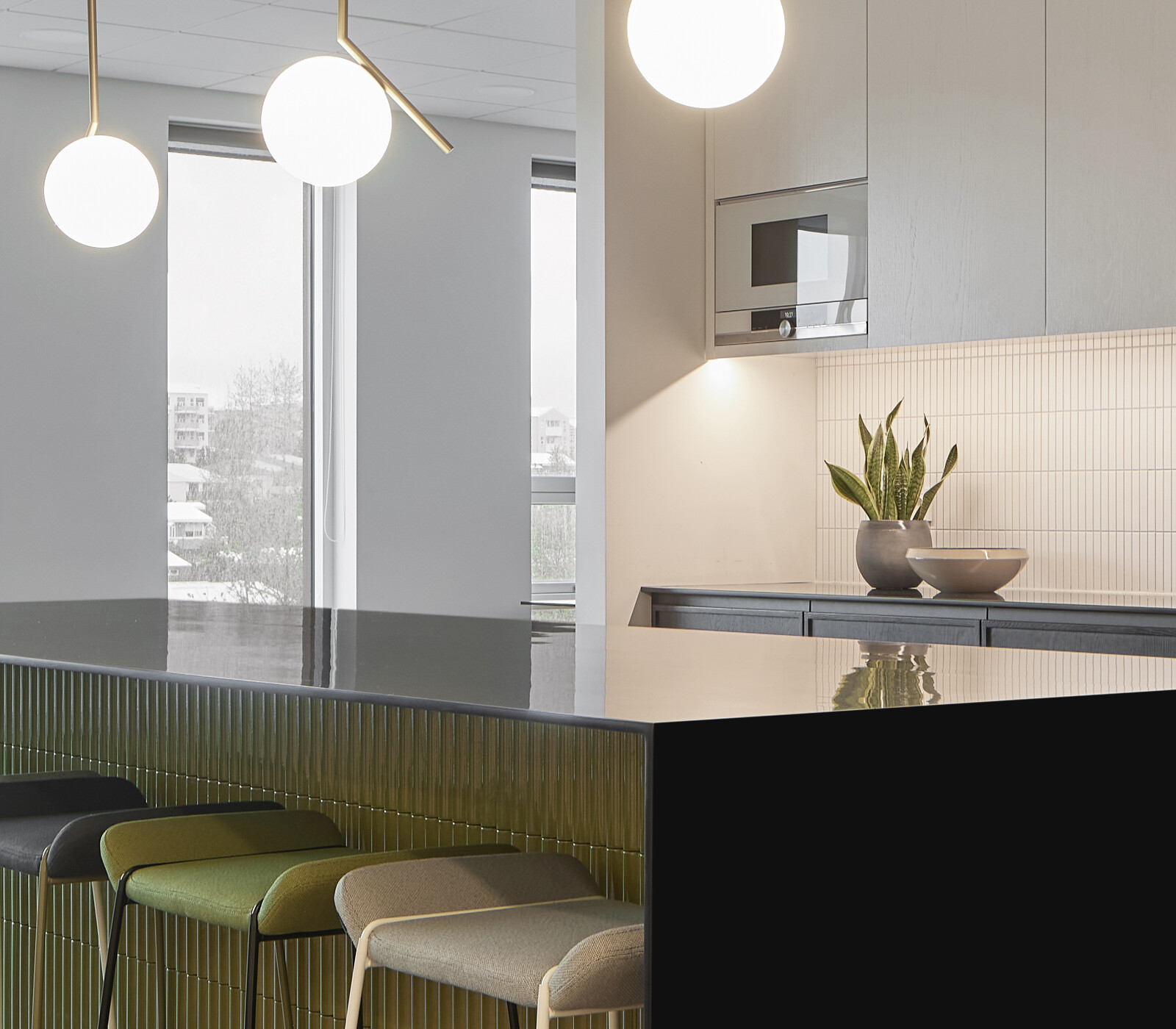 Photo 15 of 20 in Deloitte Iceland Office Interior Design by Yrki ...