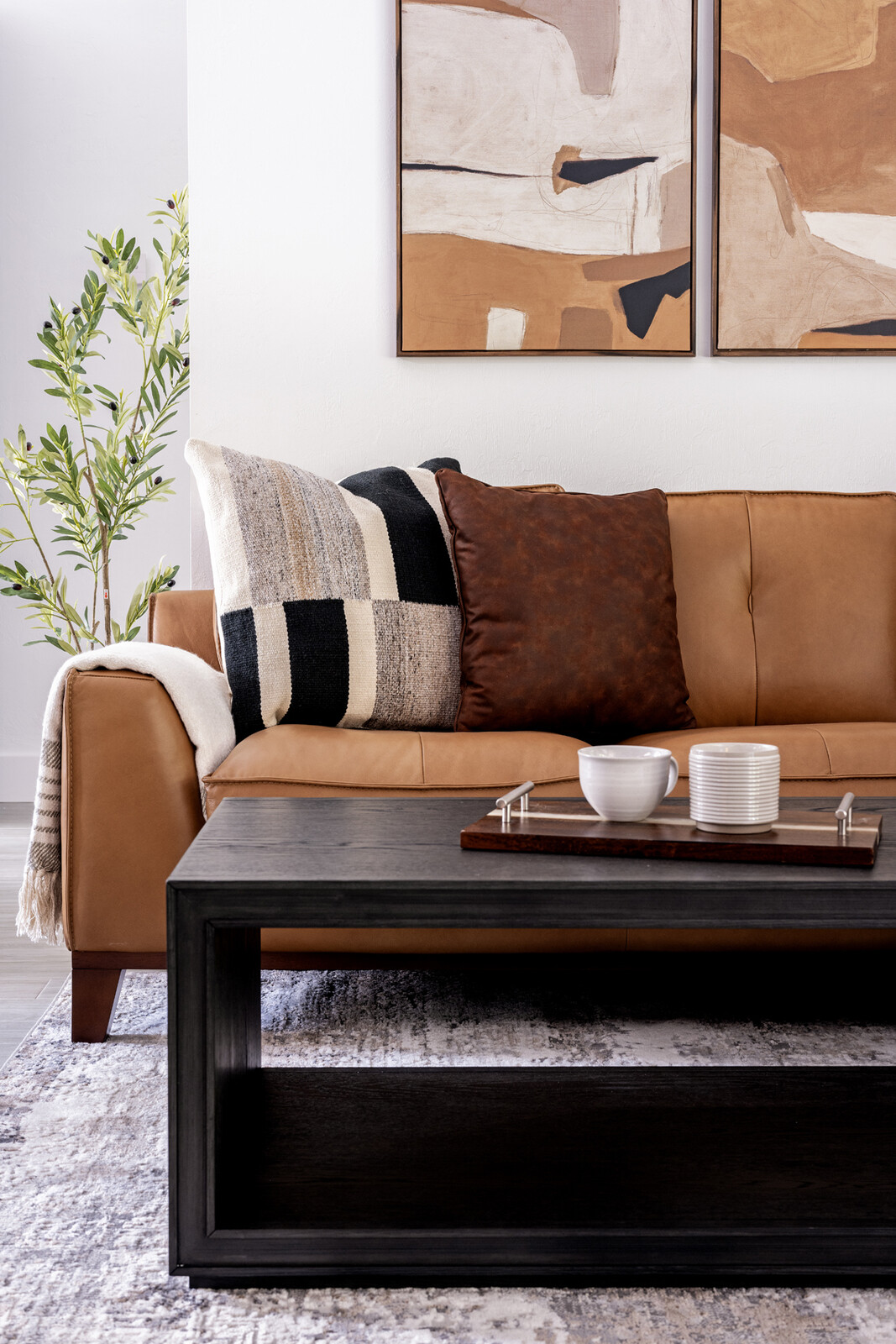 Photo 4 of 11 in The Lynaugh Residence by Lilia Ignecia - Dwell