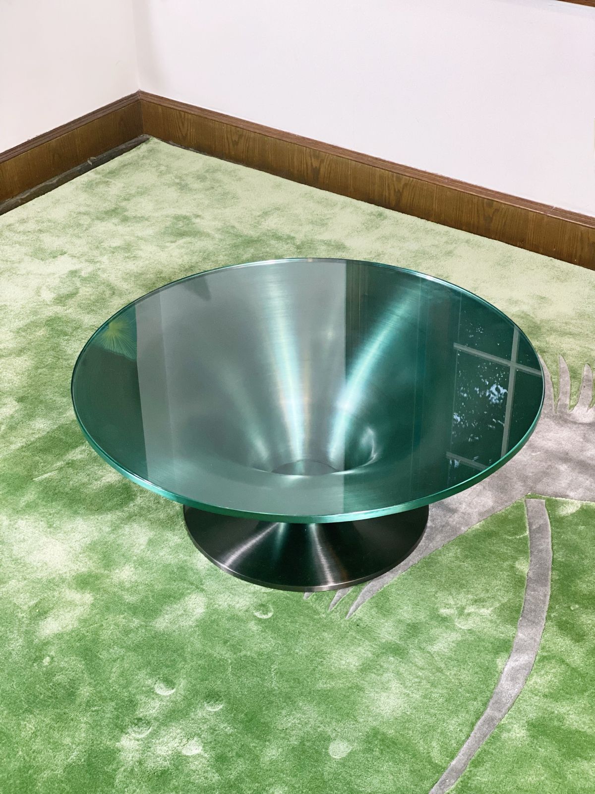 Photo 4 of 8 in Round Glass & Aluminium Coffee Table by Adorn Croft ...