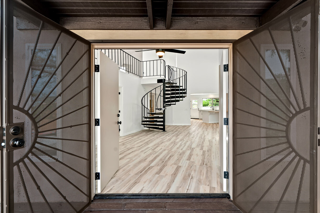 Photo 2 of 10 in The Sun Dome by Steven Jacobs - Dwell