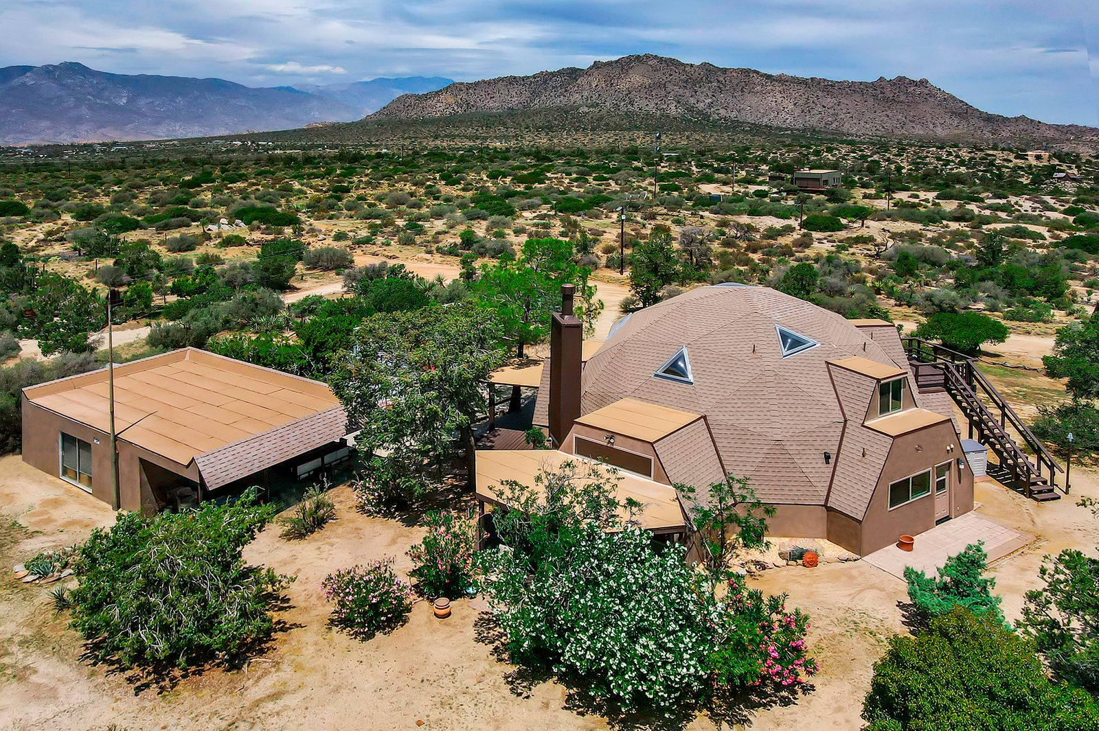 Photo 14 of 20 in The Sundome by Steven Jacobs - Dwell