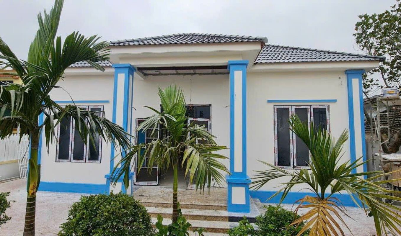 Photo 2 of 6 in Prefabricated Lightweight Concrete Panel Homes by Tam ...