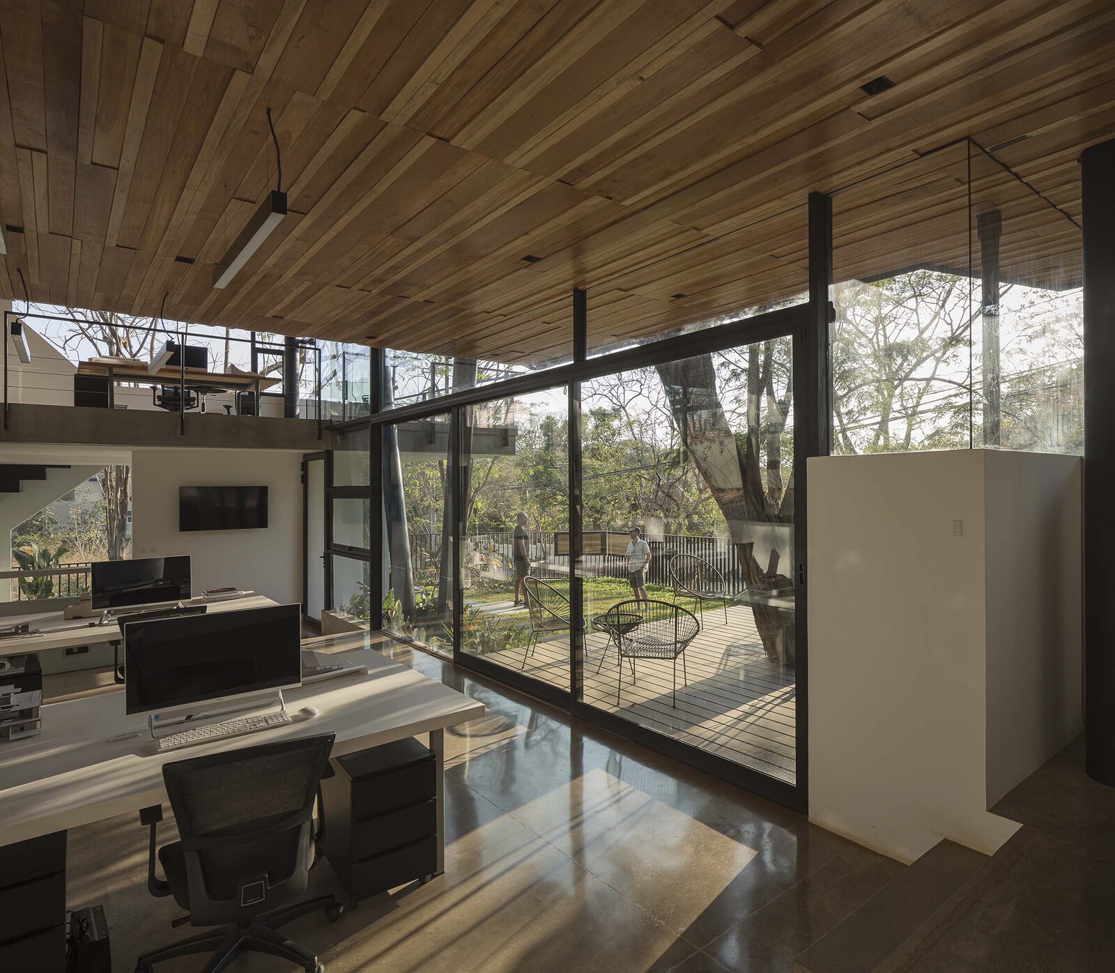 Photo 10 of 14 in LSD HEADQUARTERS by LSD Architects - Dwell