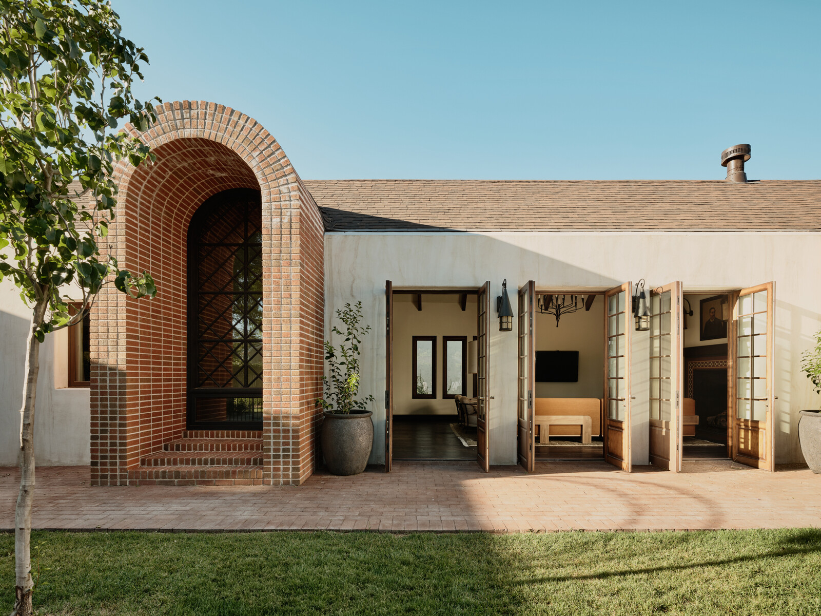 Photo 5 of 24 in Medlock Historic by Christopher Pela, Architect - Dwell