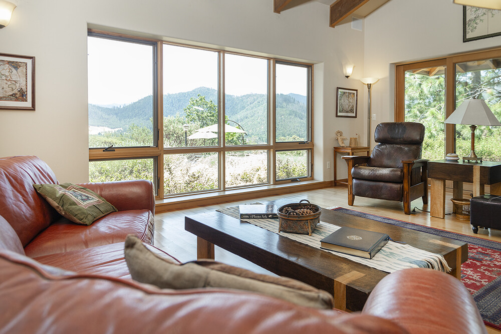 Photo 9 of 20 in The Applegate Home by Lisa Hendricks - Dwell