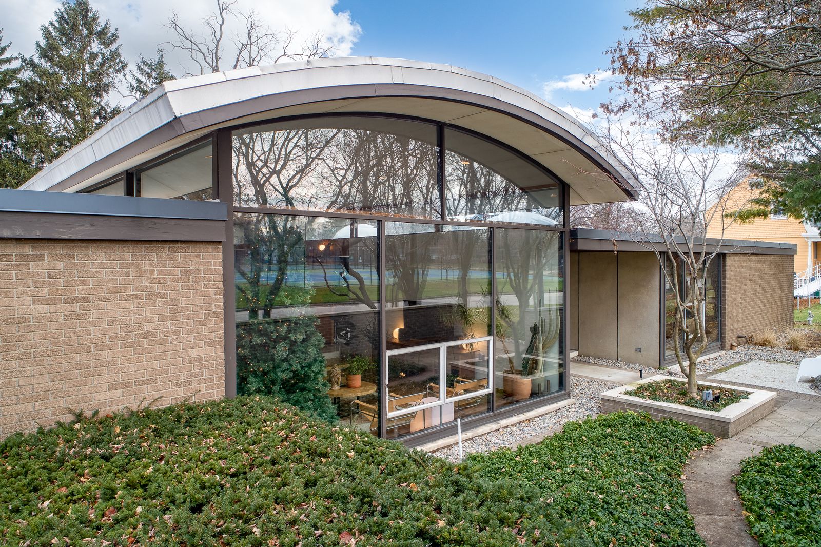 Photo 4 of 96 in The Jaffe Home by Irving Tobocman by Tom Webb - Dwell