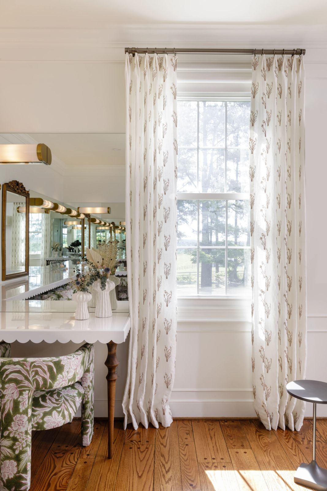 Photo 3 of 10 in Spring Grove Ranch Manor House by Greer Design Co. - Dwell