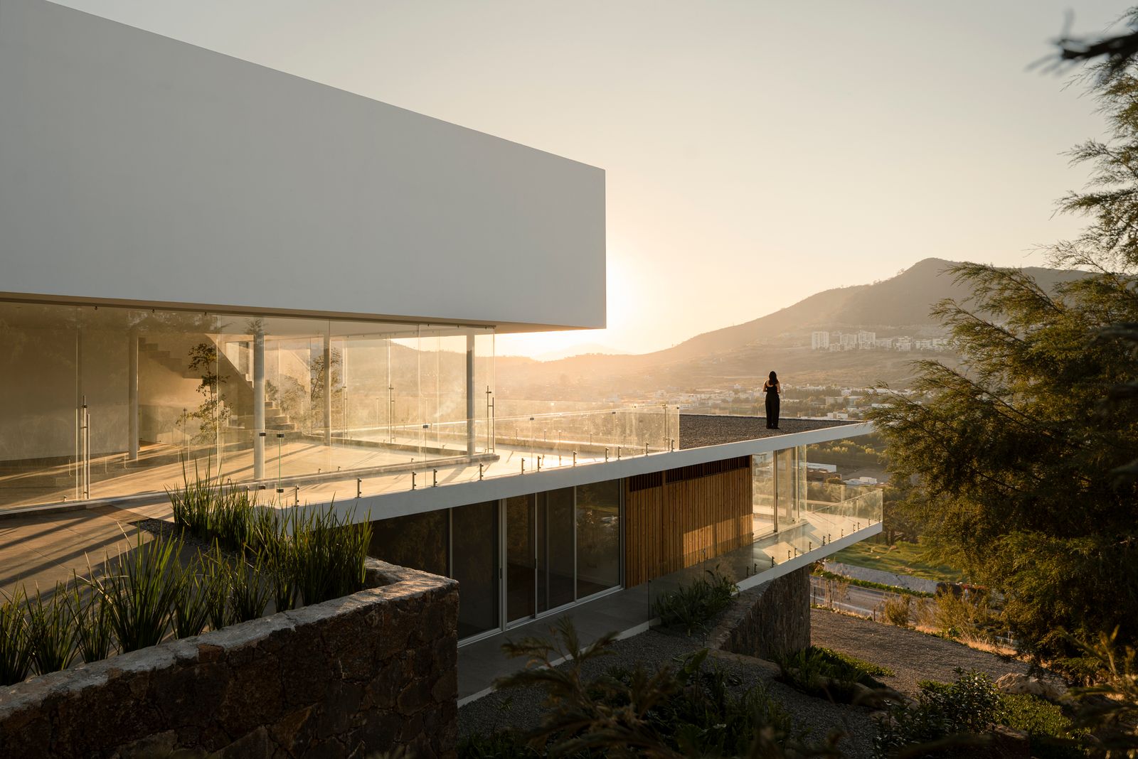 Photo 4 of 15 in San Pablo House by Jaime Juárez Arquitecto - Dwell