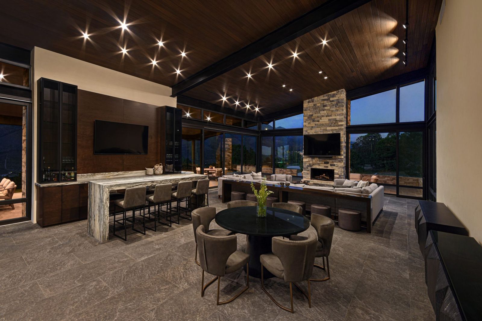 Photo 7 of 7 in AMANYALA by Olmo Negro - Dwell