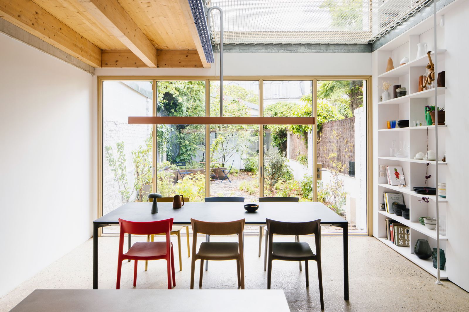 Photo 6 of 20 in Vertical extension of a townhouse near Paris by LAC ...