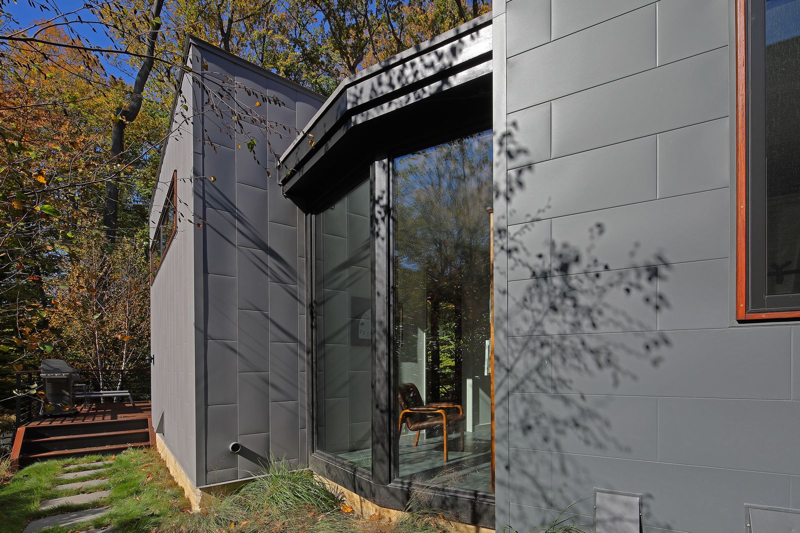 Photo 2 of 8 in Hadro House by Jay Reinert - Dwell