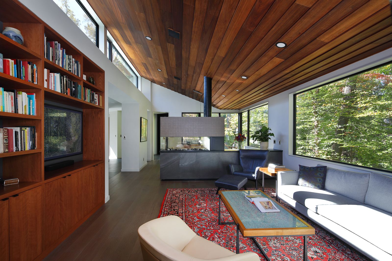 Photo 6 of 8 in Hadro House by Jay Reinert - Dwell