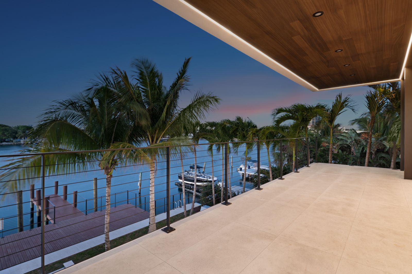 Photo 7 of 40 in Villa Luma - Miami Beach boaters paradise offered at ...