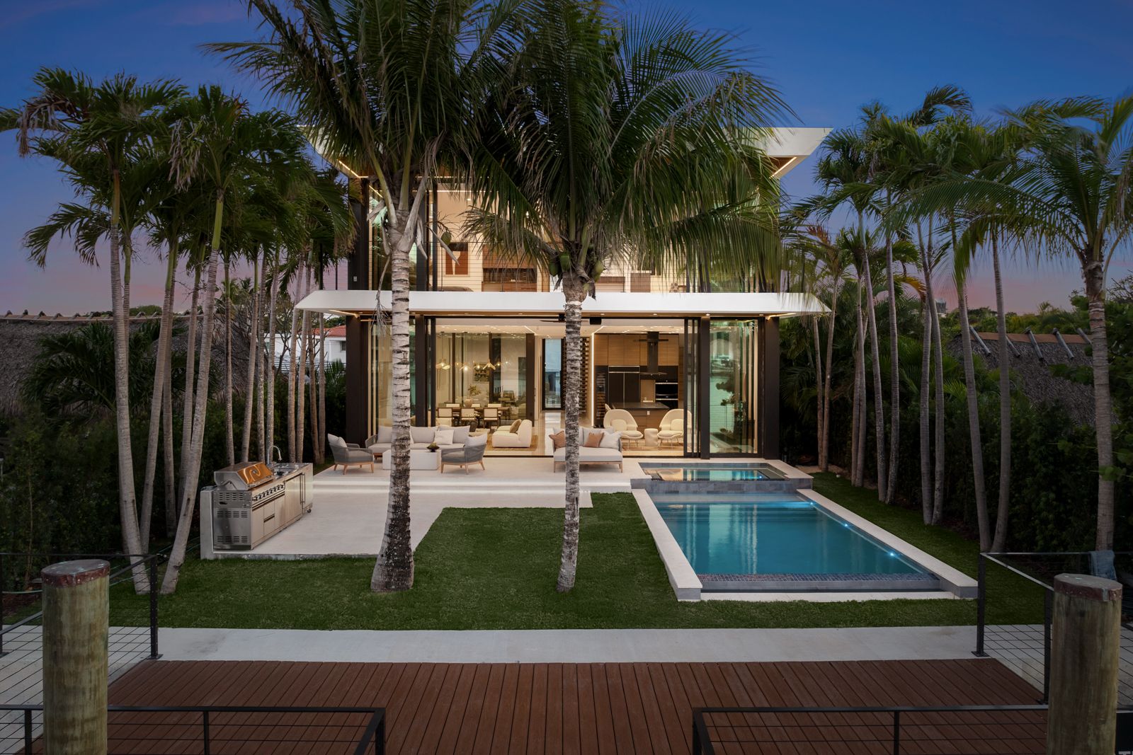 Photo 2 of 40 in Villa Luma - Miami Beach boaters paradise offered at ...