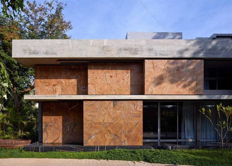 Photo 3 of 24 in Shape-Shifting Architecture: 10 Buildings That Move or ...