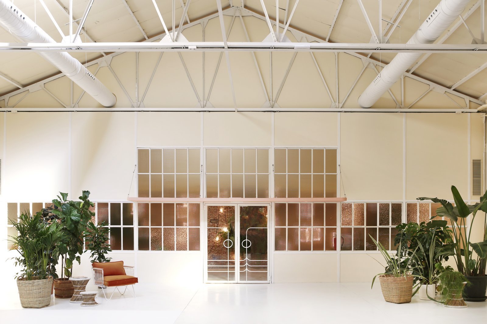 Articles about studio+for+photoshoot on Dwell.com - Dwell