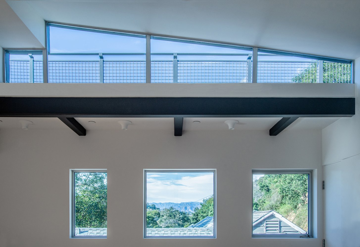 Photo 6 of 20 in Three Interwoven L.A. Homes Imagine a More Neighborly ...