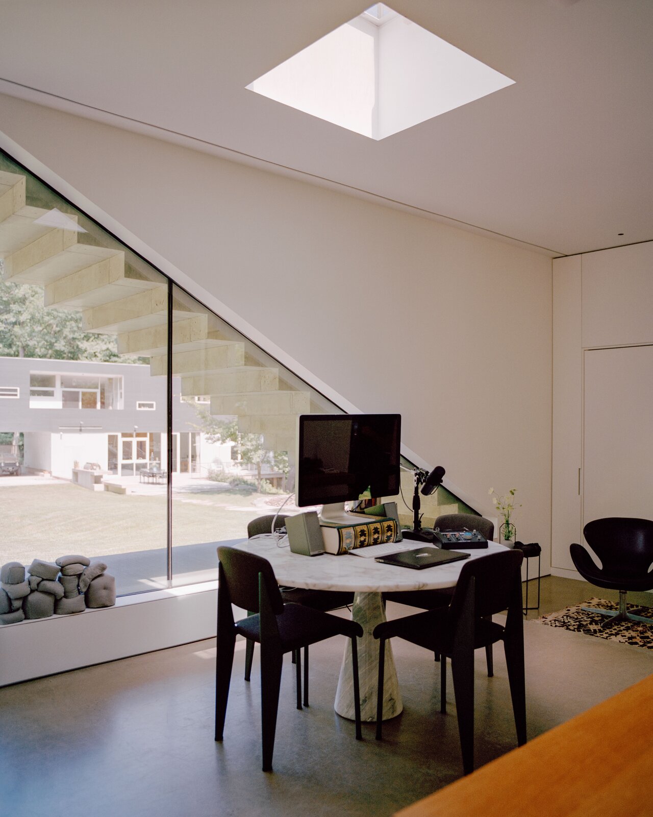 Photo 8 of 20 in A Concrete Guesthouse in Upstate New York Is Decidedly ...