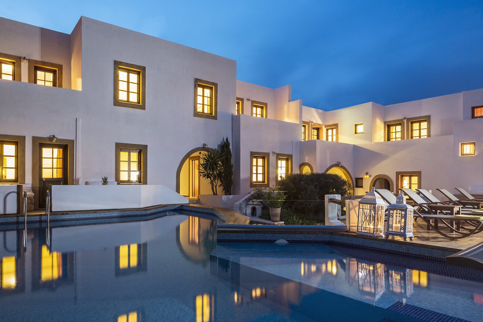 A Mediterranean Mansion With Views of the Aegean Sea Lists for $3.9M in ...