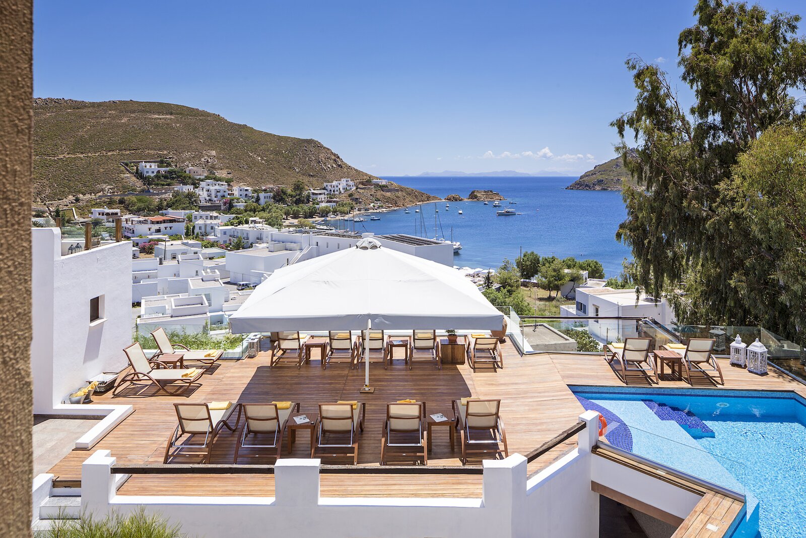 Photo 10 of 10 in A Mediterranean Mansion With Views of the Aegean Sea ...