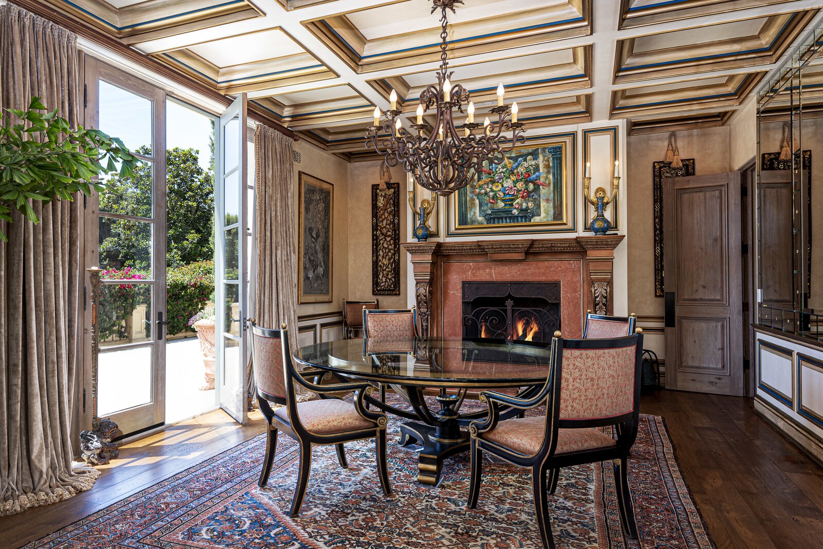 Photo 5 of 10 in A Lavish, Landscaped Estate Seeks $18M in Montecito ...