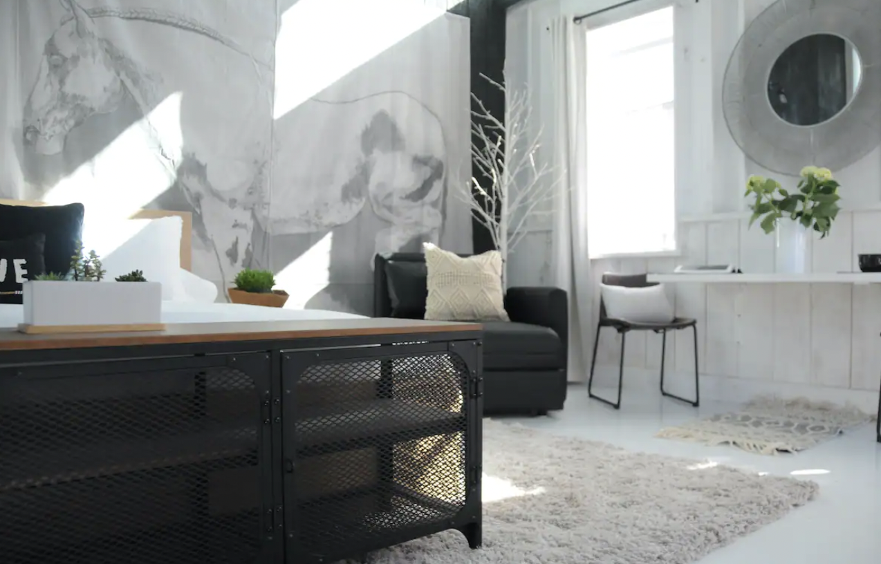 Modern Barn-Style Studio (5 Photos) - Dwell