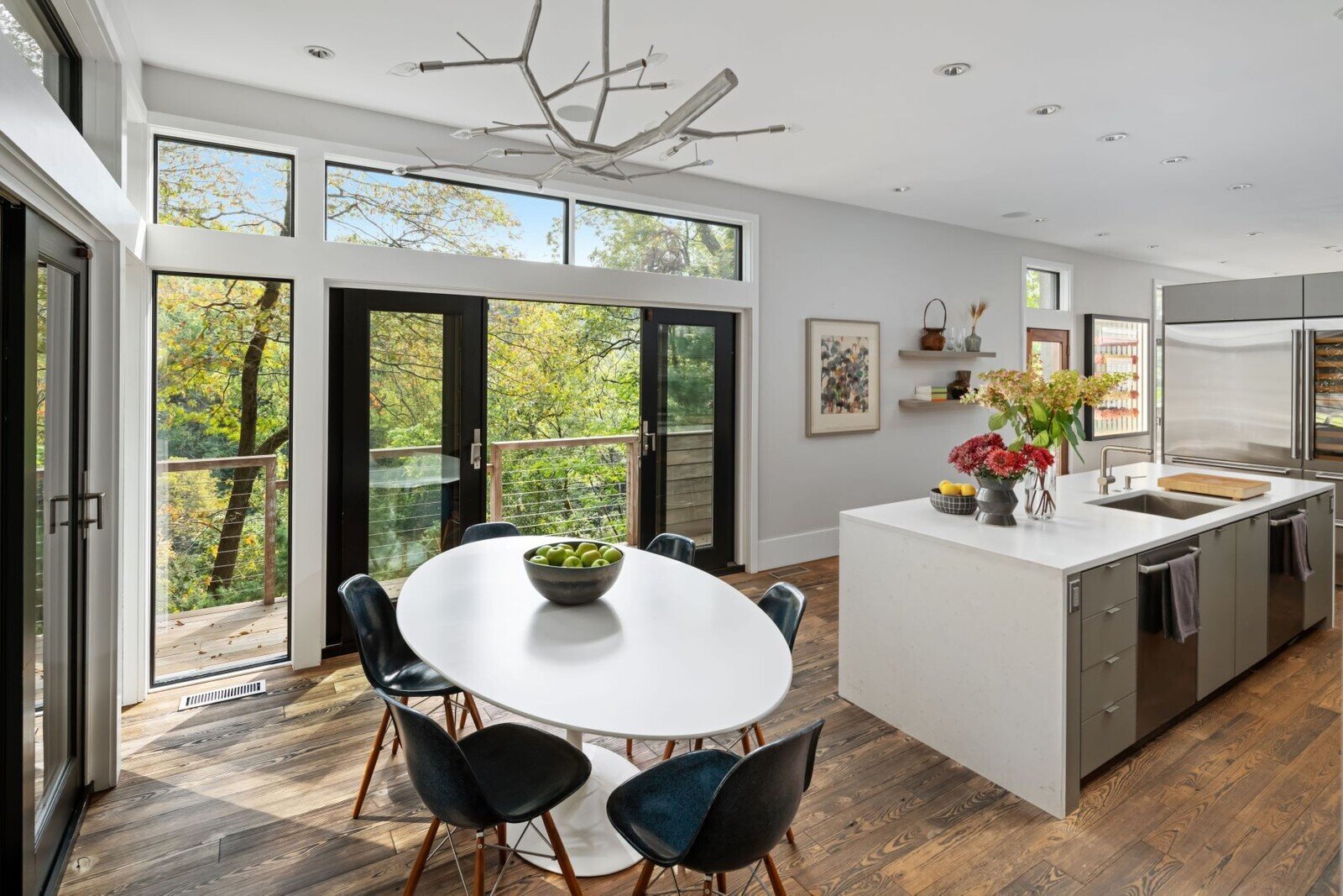 Photo 7 of 15 in A Striking Home by Fury Design Asks $3.3M in ...