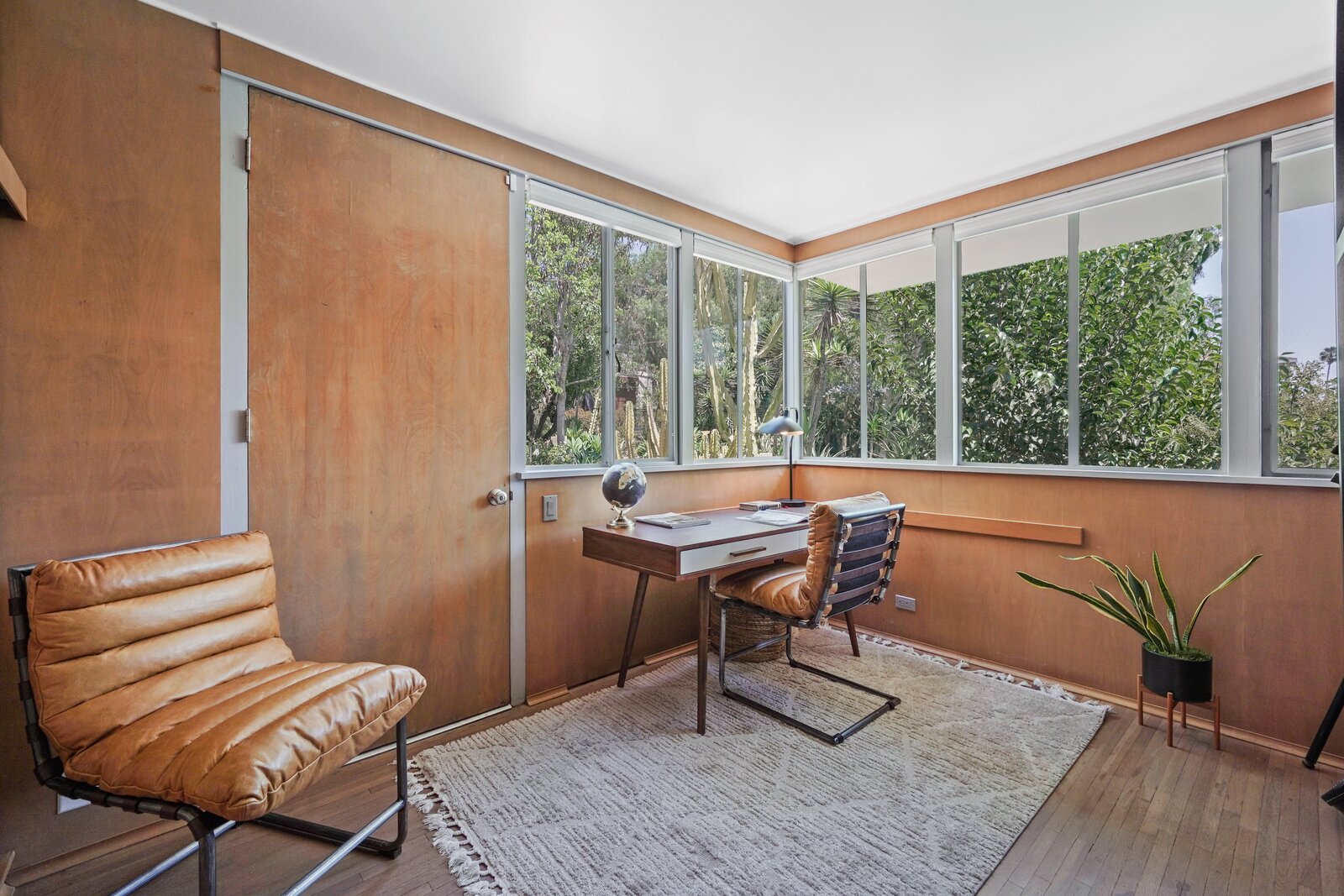 Photo 7 of 11 in The Legendary Lukens House Is Up for Grabs Again in ...