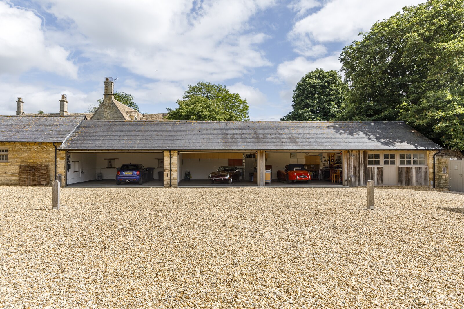 Photo 10 of 10 in A Charming Stone Barn at the “Gateway to the ...