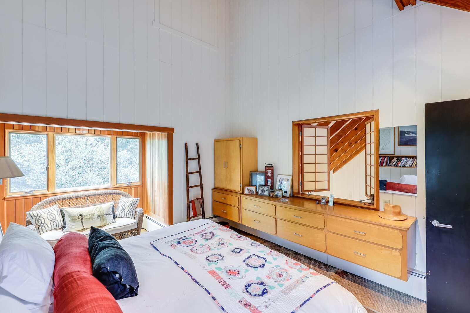 Photo 7 of 11 in A Spruced-Up ’70s Cabin Hits the Market for $995K in ...