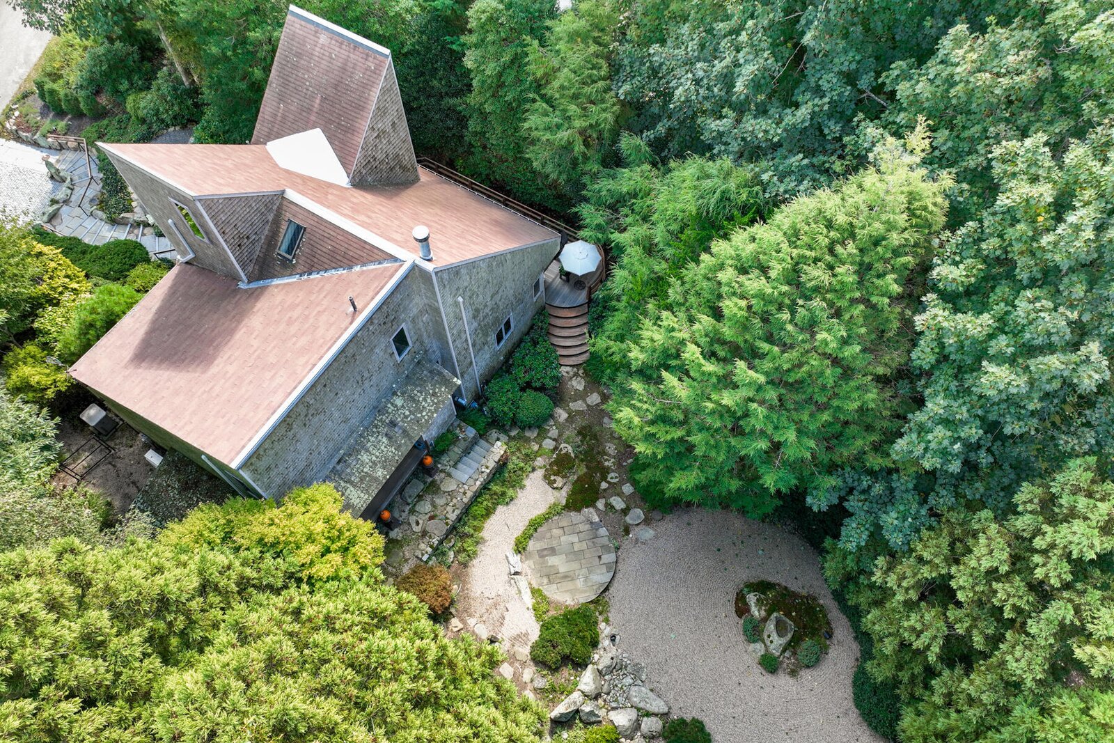Photo 11 of 11 in A Spruced-Up ’70s Cabin Hits the Market for $995K in ...