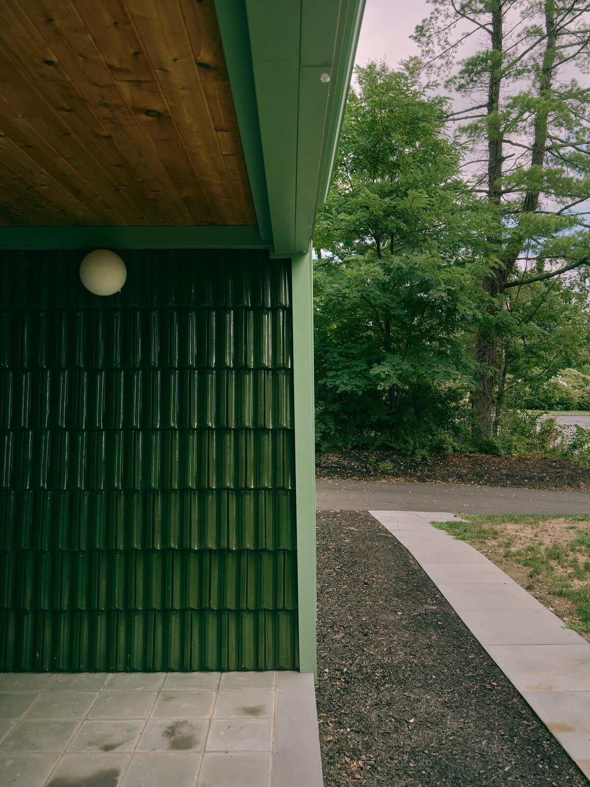 Photo 12 of 15 in A New Jersey Home With a Postmodern Past Is Covered ...