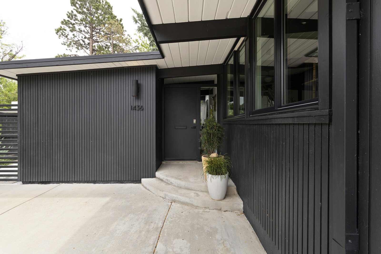 Photo 2 of 13 in Award-Winning Fashion Designer Tim Hamilton Lists His ...