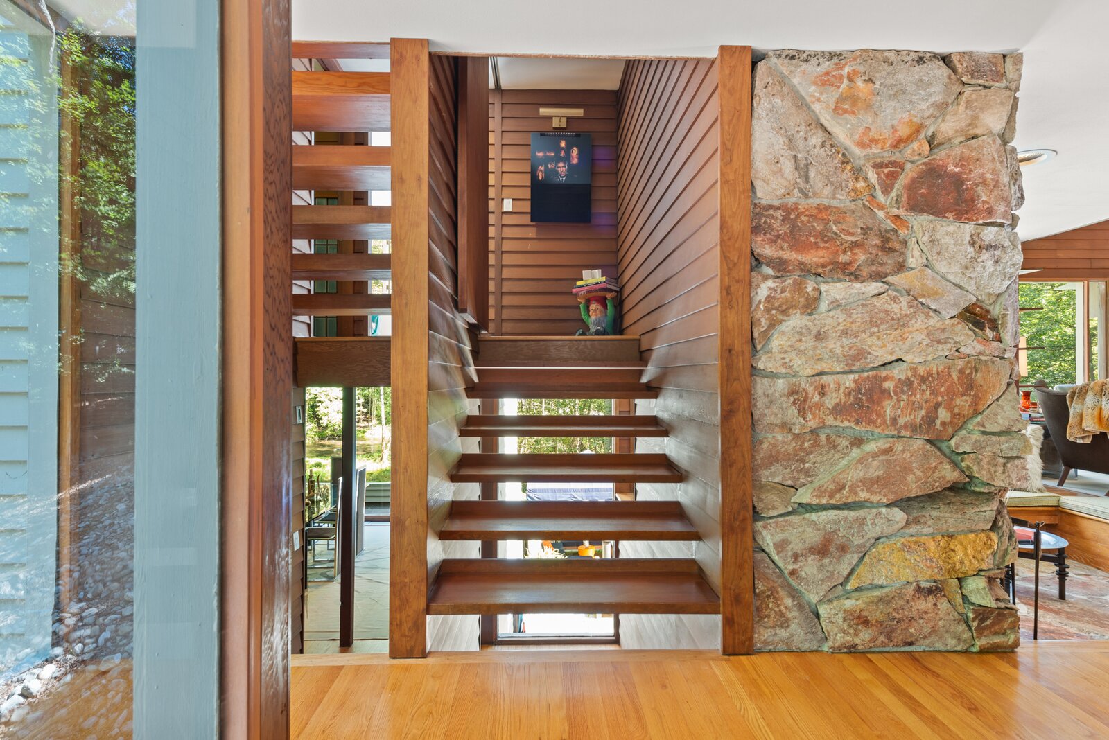 Photo 7 of 11 in John Fowler’s Award-Winning Wasserman House Just Hit ...