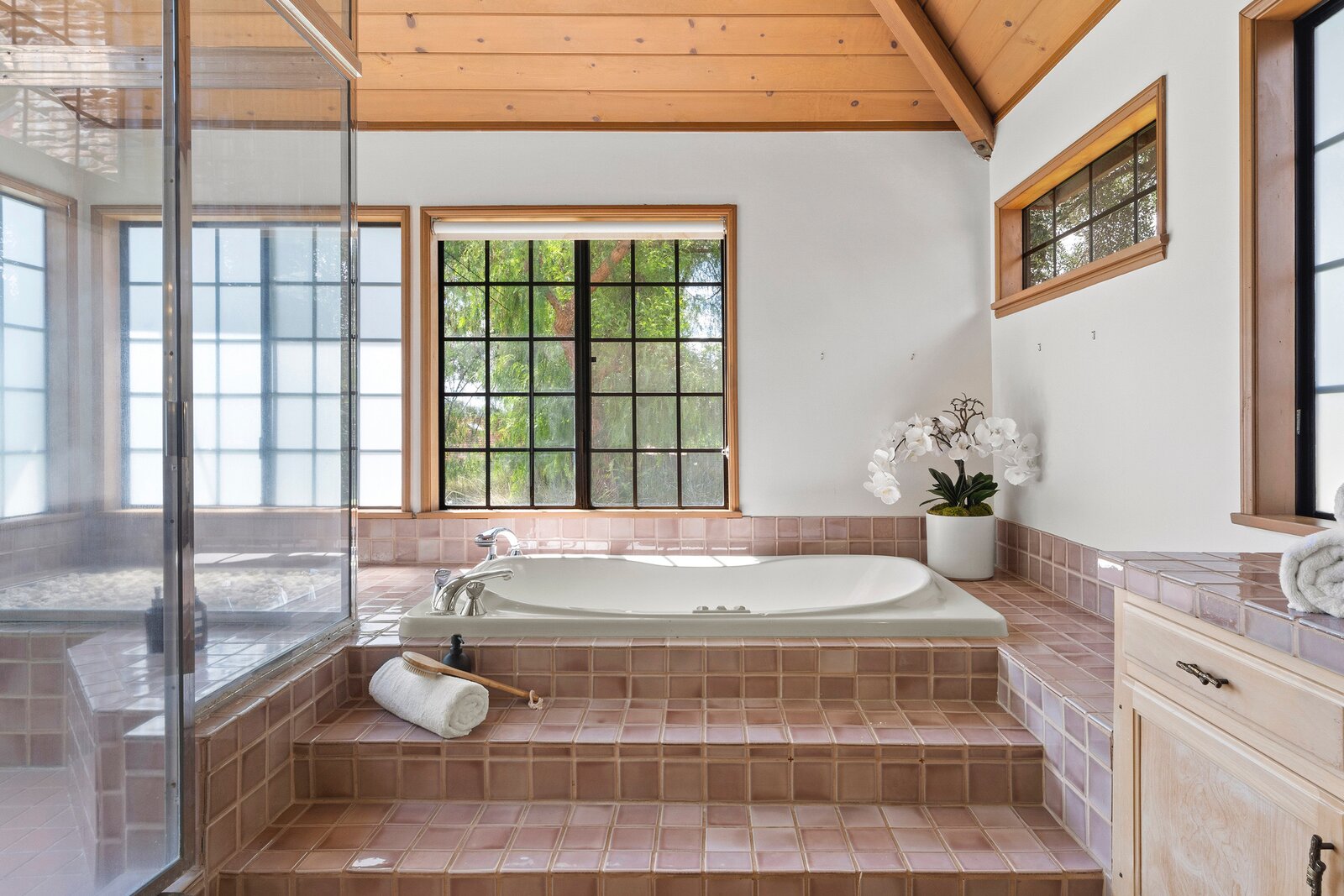 Photo 7 of 11 in Patrick Swayze’s Legendary “Rancho Bizarro” Hits the ...