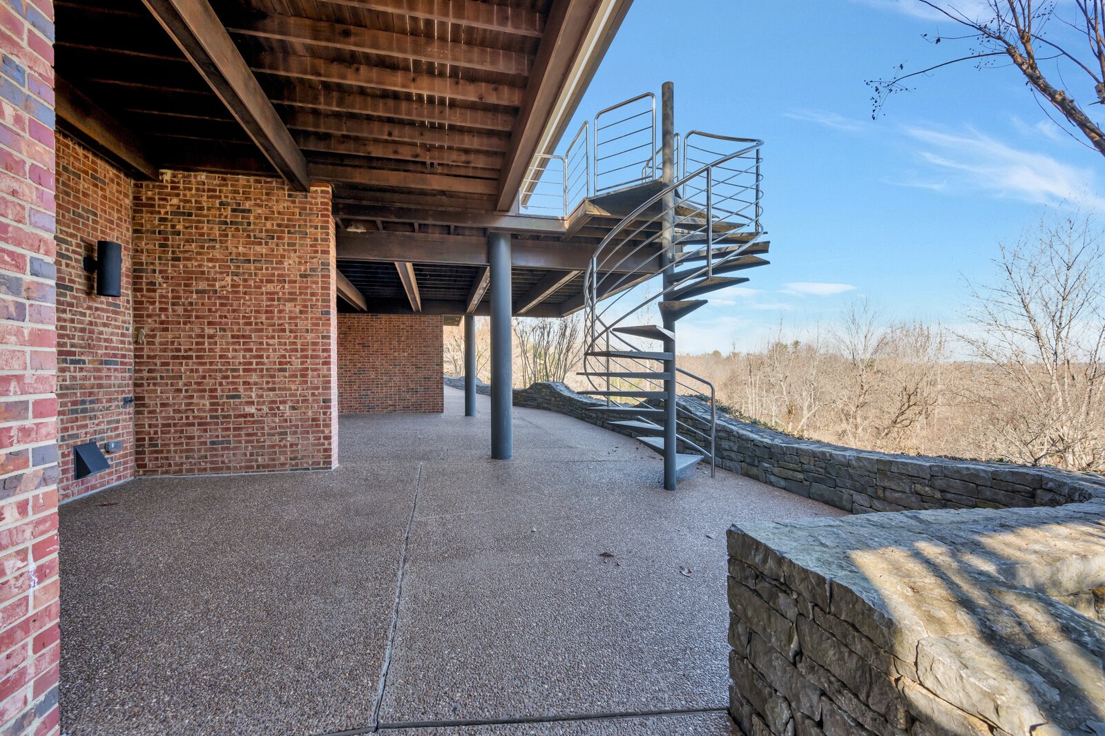 Photo 10 of 10 in The Home of “Batman” Building Architect Earl Swensson ...