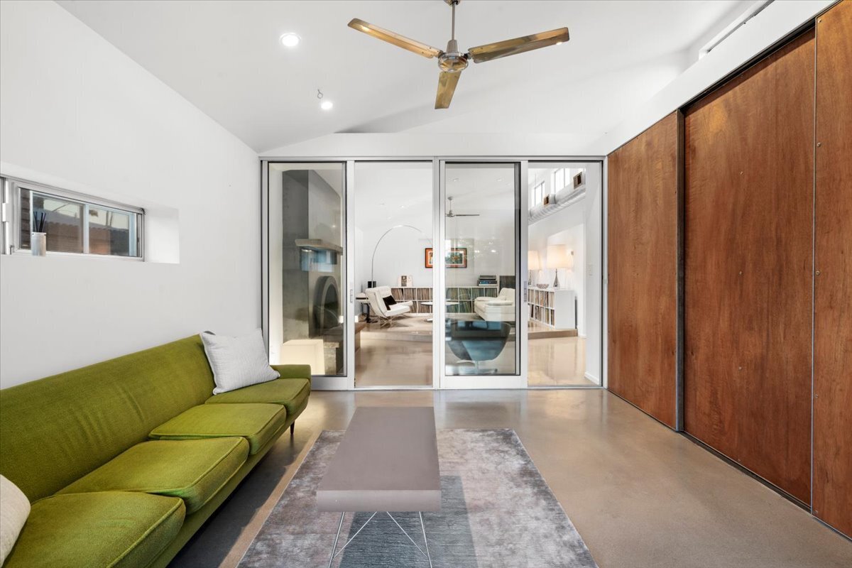 Photo 6 of 9 in Concrete Blocks Meet Stainless Steel in This Phoenix ...