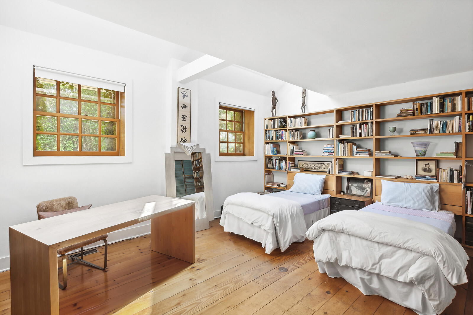 Photo 5 of 8 in This $4M Hamptons House Was Once a Potato Barn - Dwell