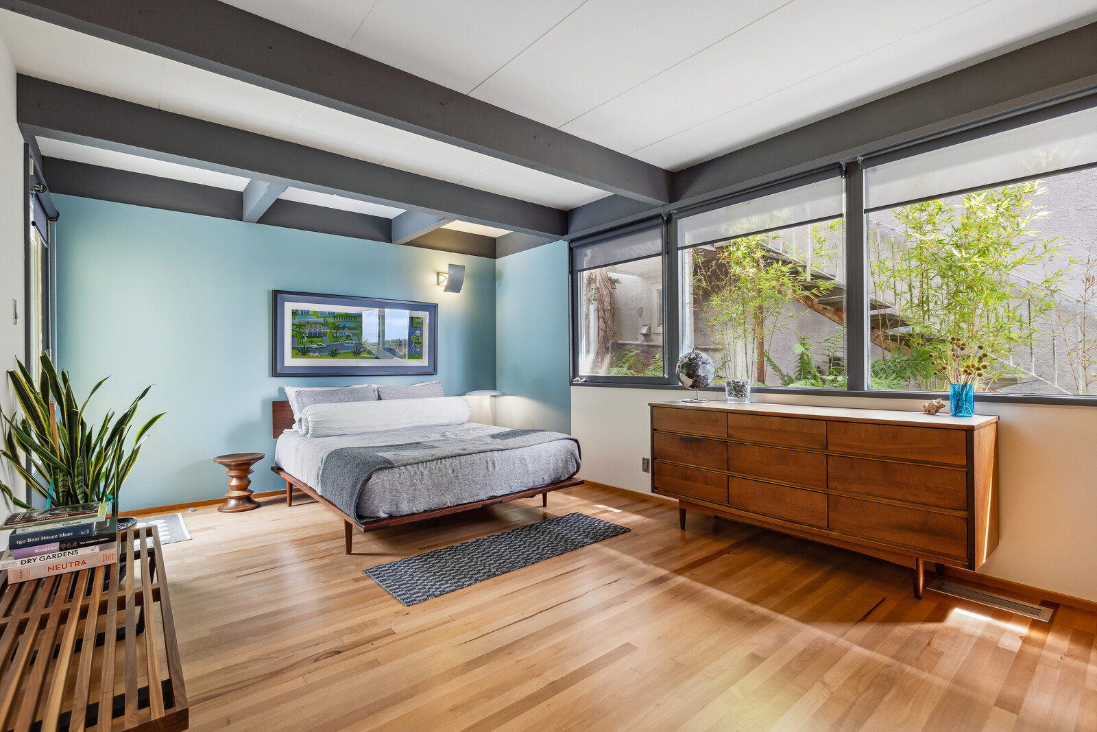 Photo 7 of 11 in Walls of Glass Frame Bay Views in This $1.8M Oakland ...