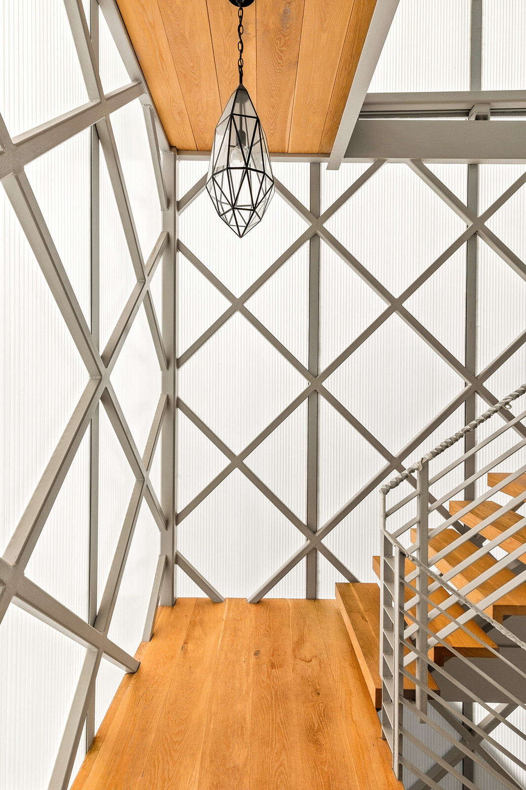 Photo 7 of 11 in Designer Jennifer Siegal Is Selling her Modular Venice ...